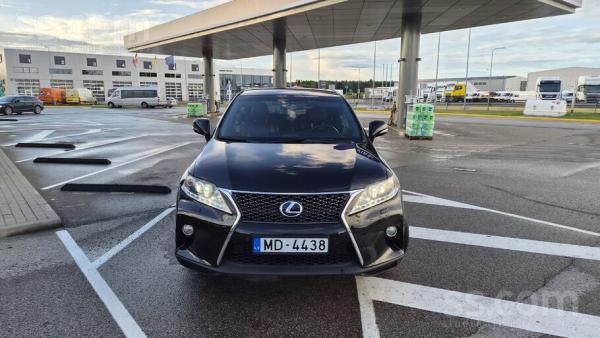 Black Lexus RX 2013 in Riga, with an engine capacity of 3.50 L and mileage of 174 thousand km for 18000 €, photo 4 on AUTOMOTO.COM.LV
