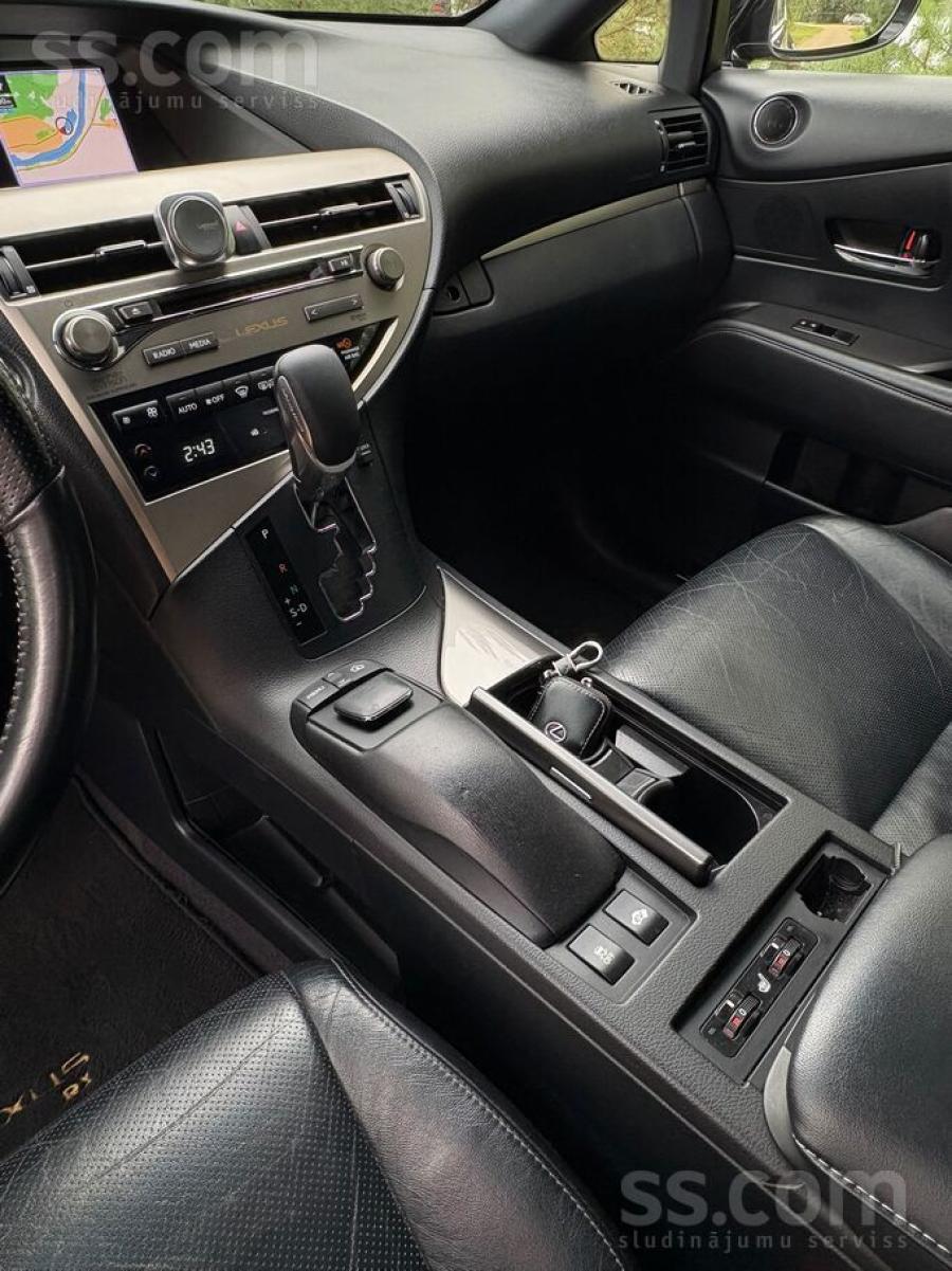 Melns Lexus RX 2013 Daugavpils, ar dzinēja tilpumu 3.50 L un nobraukumu 250 tūkst. km par 19350 €, foto 7 vietnē AUTOMOTO.COM.LV