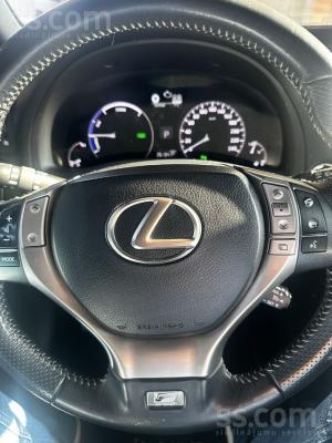 Black Lexus RX 2013 in Daugavpils, with an engine capacity of 3.50 L and mileage of 260 thousand km for 19350 €, photo 5 on AUTOMOTO.COM.LV