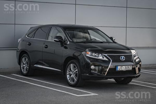 Black Lexus RX 2014 in Riga, with an engine capacity of 3.50 L and mileage of 115 thousand km for 16950 €, photo 4 on AUTOMOTO.COM.LV