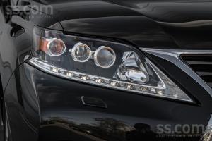 Black Lexus RX 2014 in Riga, with an engine capacity of 3.50 L and mileage of 115 thousand km for 16950 €, photo 8 on AUTOMOTO.COM.LV