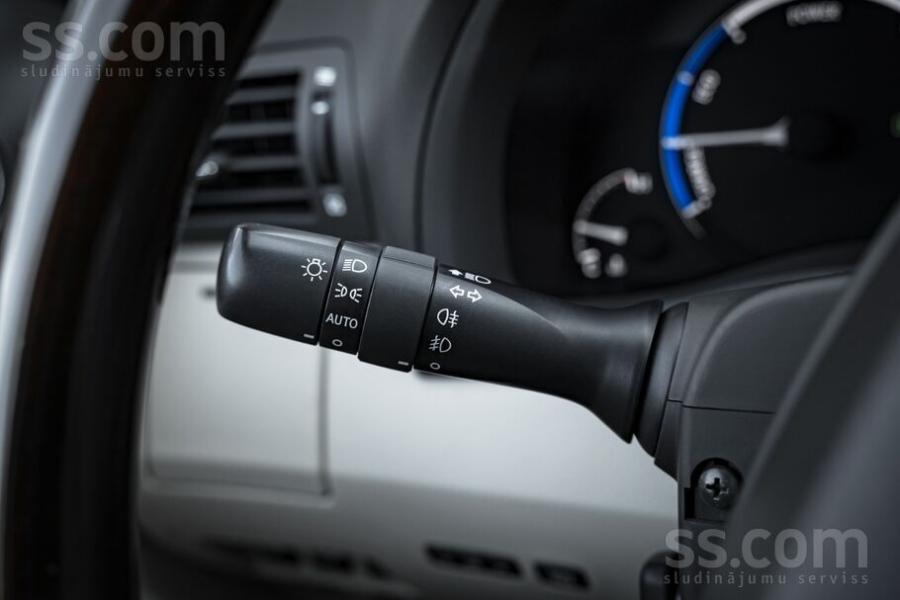 Black Lexus RX 2014 in Riga, with an engine capacity of 3.50 L and mileage of 115 thousand km for 16950 €, photo 18 on AUTOMOTO.COM.LV