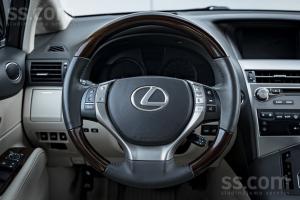 Black Lexus RX 2014 in Riga, with an engine capacity of 3.50 L and mileage of 115 thousand km for 16950 €, photo 20 on AUTOMOTO.COM.LV