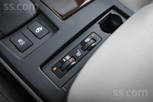 Black Lexus RX 2014 in Riga, with an engine capacity of 3.50 L and mileage of 115 thousand km for 16950 €, photo 24 on AUTOMOTO.COM.LV
