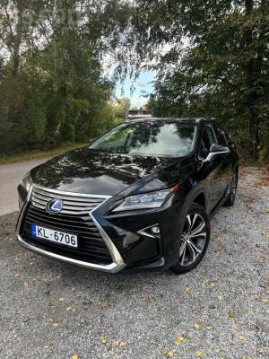 Melns Lexus RX 2016 Rīga, ar dzinēja tilpumu 3.50 L un nobraukumu 195 tūkst. km par 28000 €, foto  vietnē AUTOMOTO.COM.LV