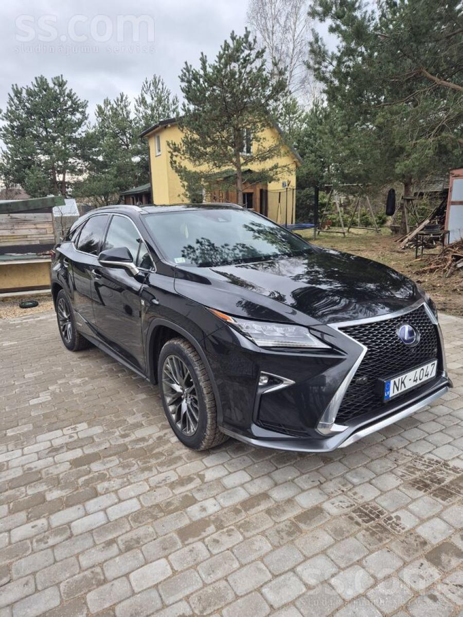 Melns Lexus RX 2017 Rīga, ar dzinēja tilpumu 3.50 L un nobraukumu 200 tūkst. km par 28500 €, foto 1 vietnē AUTOMOTO.COM.LV
