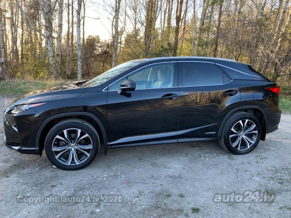 Black Lexus RX 2017 in Tallinn, with an engine capacity of 3.50 L and mileage of 136 thousand km for 29800 €, photo 2 on AUTOMOTO.COM.LV