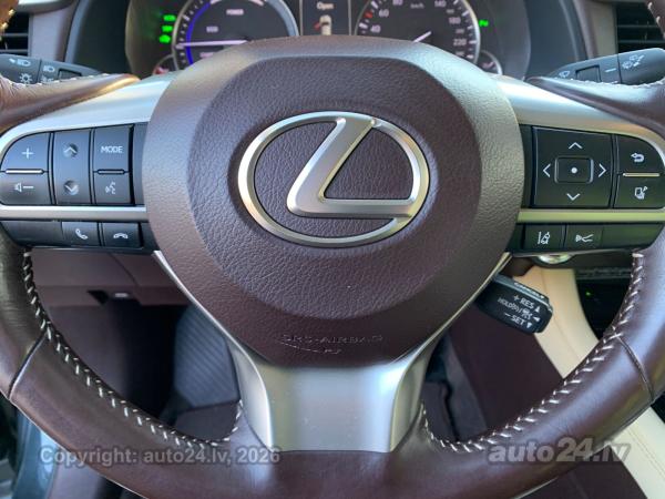 Black Lexus RX 2017 in Tallinn, with an engine capacity of 3.50 L and mileage of 136 thousand km for 29800 €, photo 10 on AUTOMOTO.COM.LV