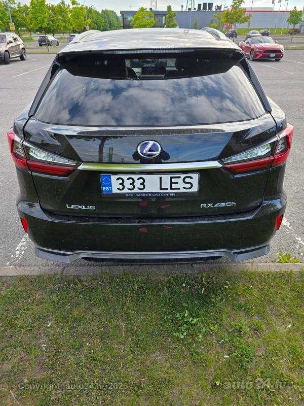 Melns Lexus RX 2017 Tallina, ar dzinēja tilpumu 3.50 L un nobraukumu 139 tūkst. km par 36500 €, foto 5 vietnē AUTOMOTO.COM.LV