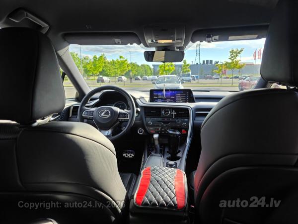 Melns Lexus RX 2017 Tallina, ar dzinēja tilpumu 3.50 L un nobraukumu 139 tūkst. km par 36500 €, foto 7 vietnē AUTOMOTO.COM.LV