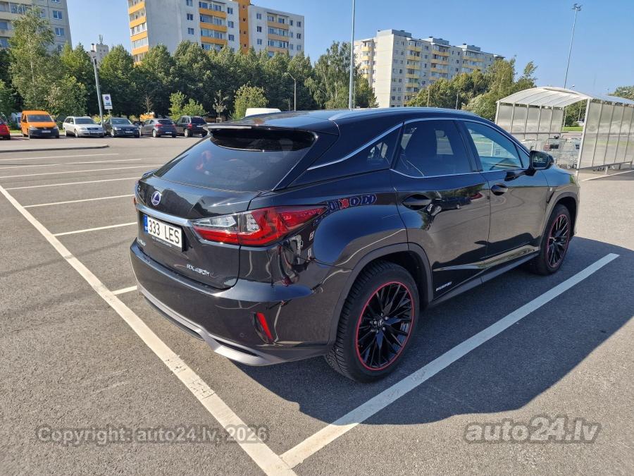 Черный Лексус РХ 2017 в Таллин, объемом двигателя 3.50 л и пробегом 139 тыс. км за 36500 €, фото 13 на AUTOMOTO.COM.LV
