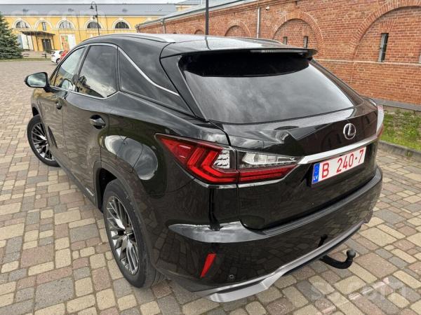 Melns Lexus RX 2017 Daugavpils, ar dzinēja tilpumu 3.50 L un nobraukumu 184 tūkst. km par 29450 €, foto 5 vietnē AUTOMOTO.COM.LV