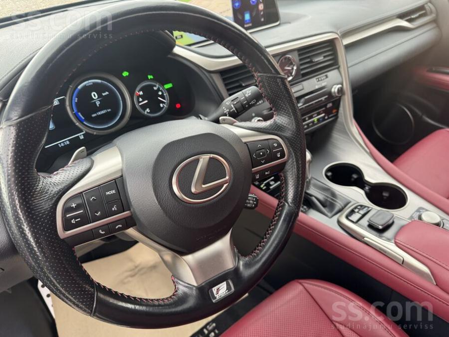 Black Lexus RX 2017 in Daugavpils, with an engine capacity of 3.50 L and mileage of 184 thousand km for 29450 €, photo 21 on AUTOMOTO.COM.LV