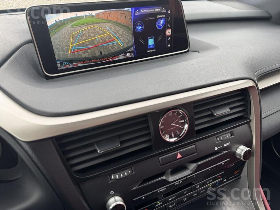 Black Lexus RX 2017 in Daugavpils, with an engine capacity of 3.50 L and mileage of 184 thousand km for 29450 €, photo 28 on AUTOMOTO.COM.LV
