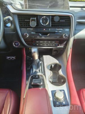 Black Lexus RX 2017 in Riga, with an engine capacity of 3.50 L and mileage of 240 thousand km for 23990 €, photo 15 on AUTOMOTO.COM.LV