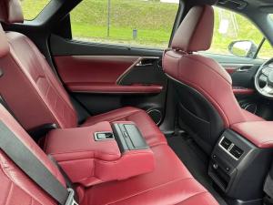 Black Lexus RX 2017 in Daugavpils, with an engine capacity of 3.50 L and mileage of 184 thousand km for 29500 €, photo 22 on AUTOMOTO.COM.LV