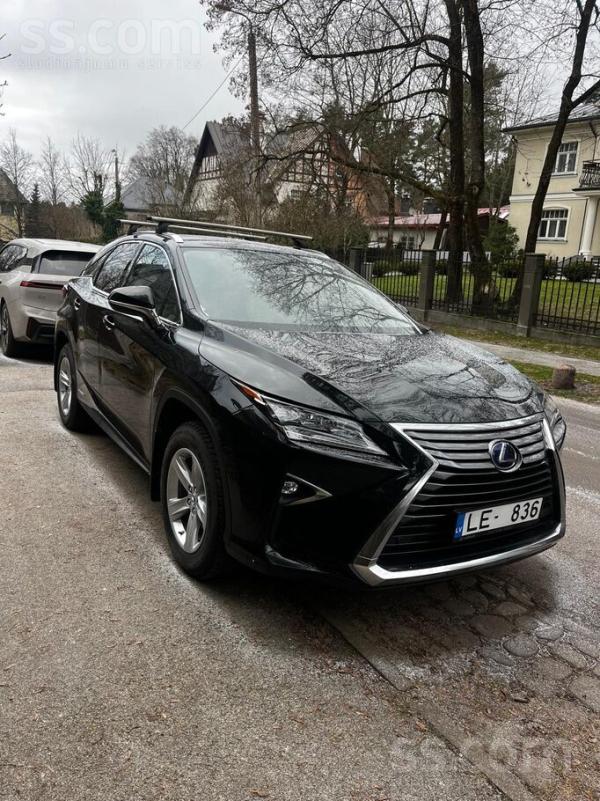 Melns Lexus RX 2018 Rīga, ar dzinēja tilpumu 3.50 L un nobraukumu 104 tūkst. km par 31000 €, foto 5 vietnē AUTOMOTO.COM.LV