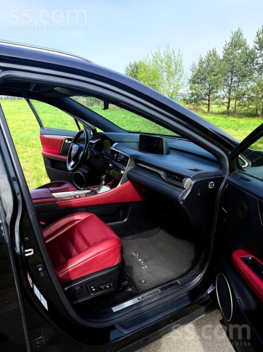 Melns Lexus RX 2018 Rīga, ar dzinēja tilpumu 3.50 L un nobraukumu 0 tūkst. km par 24900 €, foto 12 vietnē AUTOMOTO.COM.LV