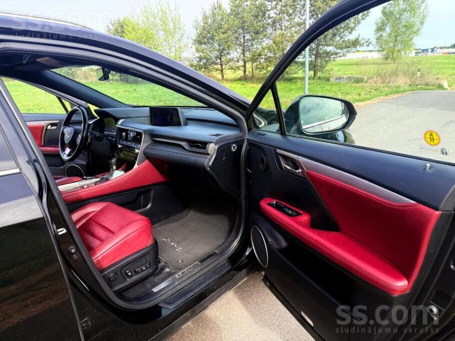 Melns Lexus RX 2018 Rīga, ar dzinēja tilpumu 3.50 L un nobraukumu 0 tūkst. km par 24900 €, foto 13 vietnē AUTOMOTO.COM.LV