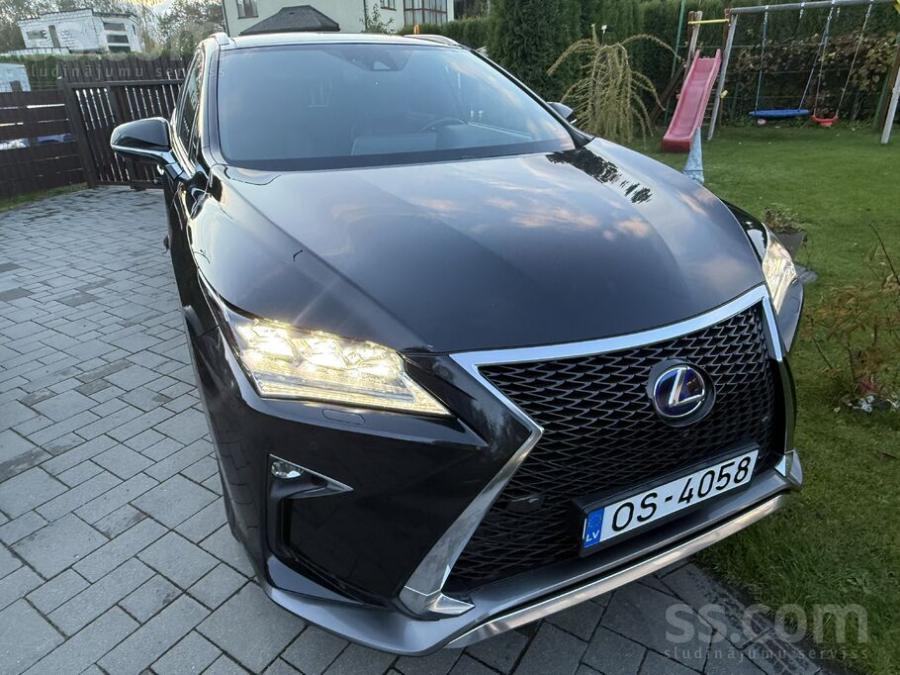 Melns Lexus RX 2018 Valmiera, ar dzinēja tilpumu 3.50 L un nobraukumu 162 tūkst. km par 29950 €, foto 3 vietnē AUTOMOTO.COM.LV