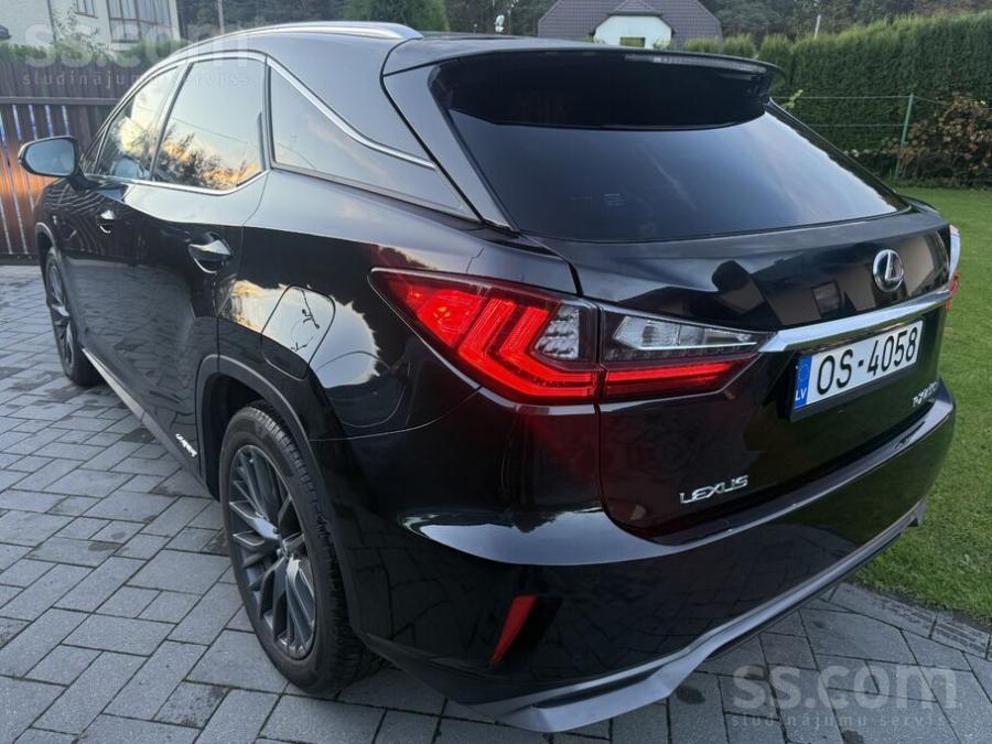 Melns Lexus RX 2018 Valmiera, ar dzinēja tilpumu 3.50 L un nobraukumu 162 tūkst. km par 29950 €, foto 5 vietnē AUTOMOTO.COM.LV