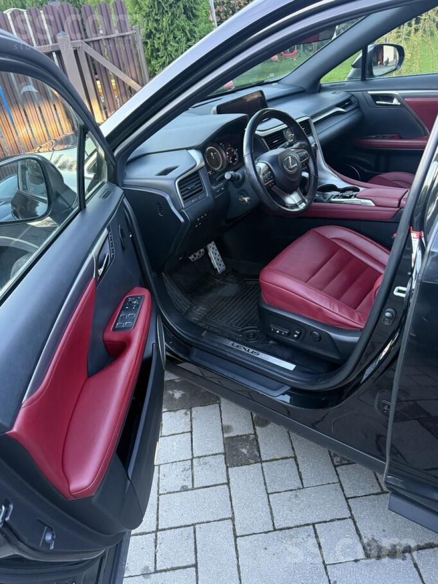 Melns Lexus RX 2018 Valmiera, ar dzinēja tilpumu 3.50 L un nobraukumu 162 tūkst. km par 29950 €, foto 13 vietnē AUTOMOTO.COM.LV