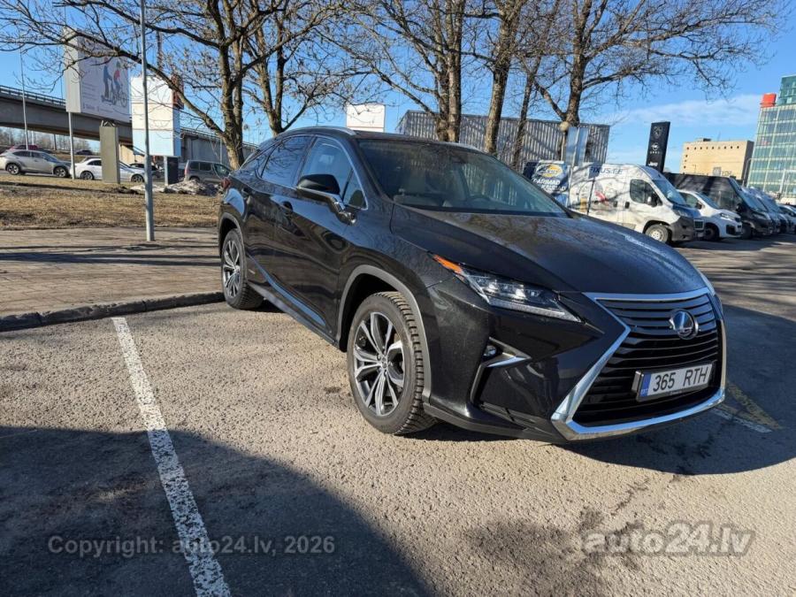 Melns Lexus RX 2019 Tallina, ar dzinēja tilpumu 3.50 L un nobraukumu 87 tūkst. km par 33900 €, foto 3 vietnē AUTOMOTO.COM.LV