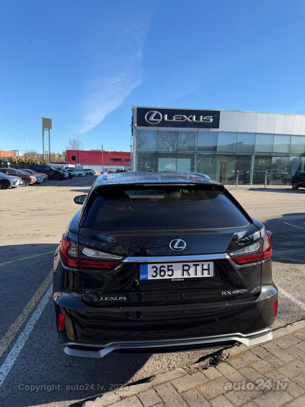 Black Lexus RX 2019 in Tallinn, with an engine capacity of 3.50 L and mileage of 87 thousand km for 33900 €, photo 6 on AUTOMOTO.COM.LV