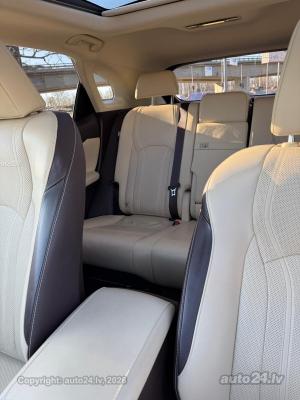 Melns Lexus RX 2019 Tallina, ar dzinēja tilpumu 3.50 L un nobraukumu 87 tūkst. km par 33900 €, foto 9 vietnē AUTOMOTO.COM.LV