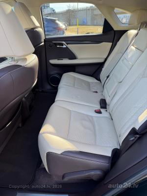 Melns Lexus RX 2019 Tallina, ar dzinēja tilpumu 3.50 L un nobraukumu 87 tūkst. km par 33900 €, foto 11 vietnē AUTOMOTO.COM.LV