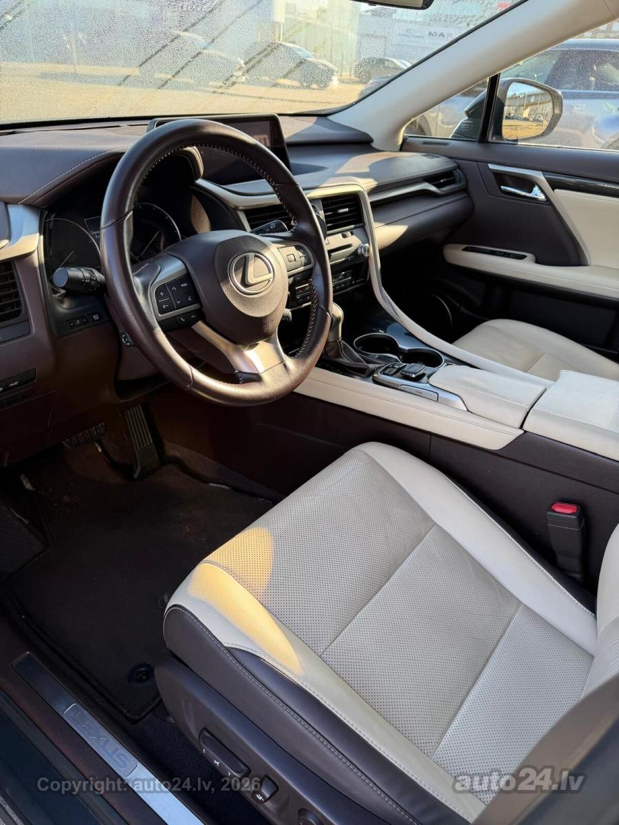 Melns Lexus RX 2019 Tallina, ar dzinēja tilpumu 3.50 L un nobraukumu 87 tūkst. km par 33900 €, foto 12 vietnē AUTOMOTO.COM.LV