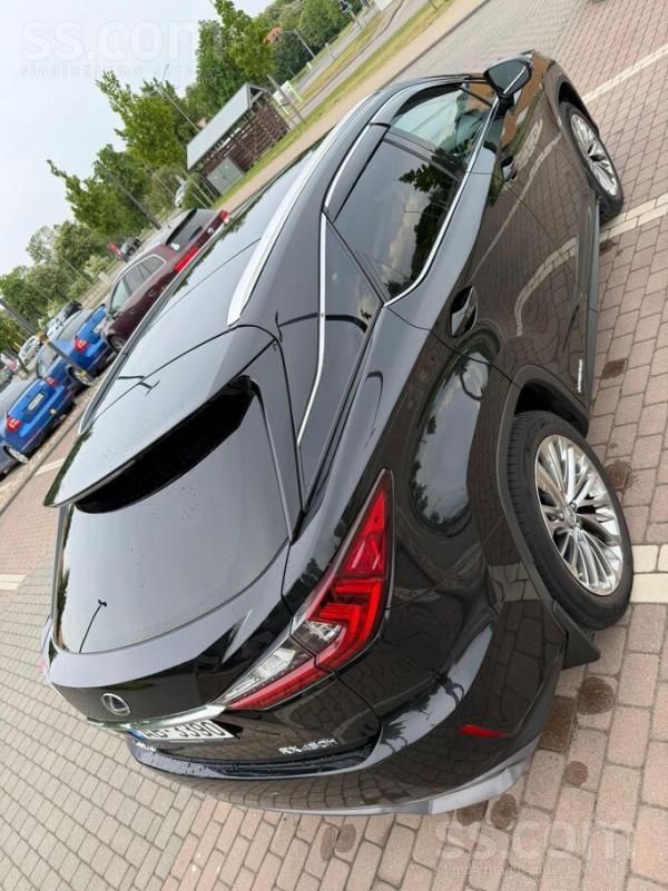 Melns Lexus RX 2019 Ventspils, ar dzinēja tilpumu 3.50 L un nobraukumu 100 tūkst. km par 38000 €, foto 2 vietnē AUTOMOTO.COM.LV