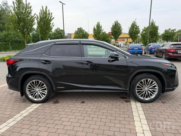 Melns Lexus RX 2019 Ventspils, ar dzinēja tilpumu 3.50 L un nobraukumu 100 tūkst. km par 38000 €, foto 4 vietnē AUTOMOTO.COM.LV