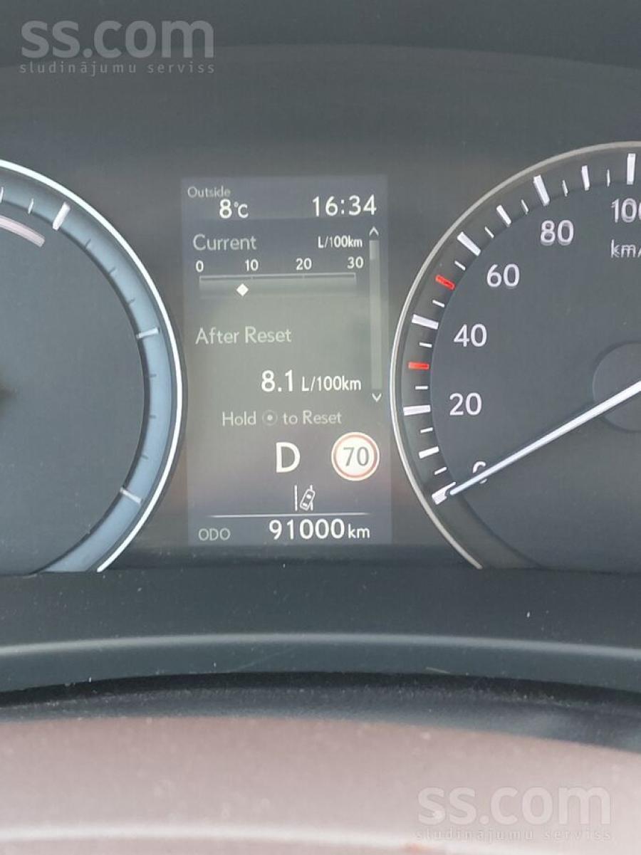 Black Lexus RX 2020 in Riga, with an engine capacity of 3.50 L and mileage of 91 thousand km for 38600 €, photo 7 on AUTOMOTO.COM.LV