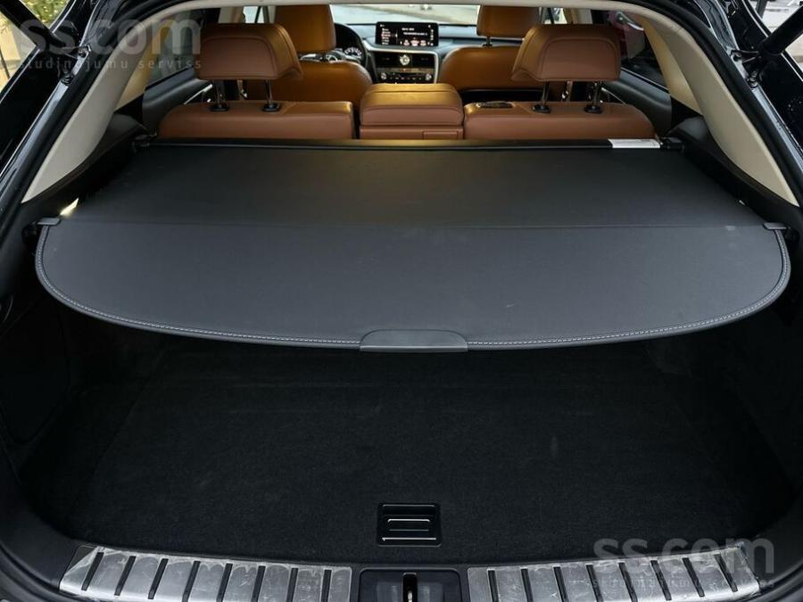 Melns Lexus RX 2020 Rīga, ar dzinēja tilpumu 3.50 L un nobraukumu 106 tūkst. km par 40900 €, foto 11 vietnē AUTOMOTO.COM.LV