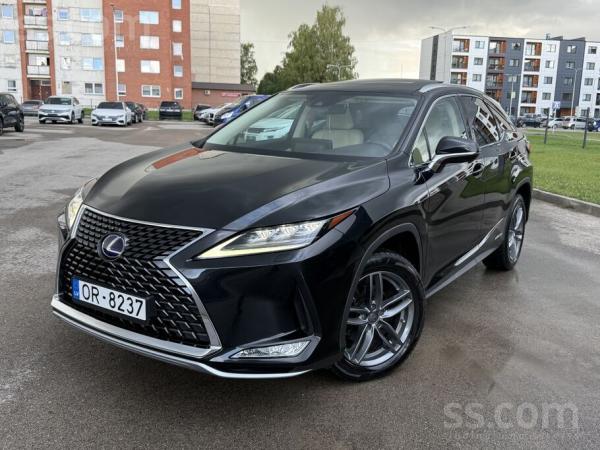 Melns Lexus RX 2020 Jelgava, ar dzinēja tilpumu 3.50 L un nobraukumu 0 tūkst. km par 40000 €, foto 3 vietnē AUTOMOTO.COM.LV