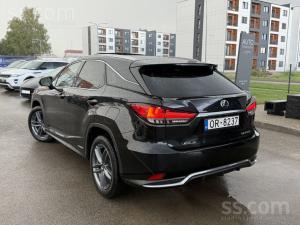 Melns Lexus RX 2020 Jelgava, ar dzinēja tilpumu 3.50 L un nobraukumu 0 tūkst. km par 40000 €, foto 4 vietnē AUTOMOTO.COM.LV