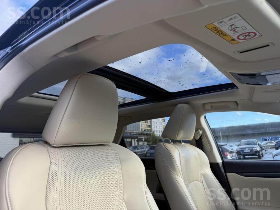 Melns Lexus RX 2020 Jelgava, ar dzinēja tilpumu 3.50 L un nobraukumu 0 tūkst. km par 40000 €, foto 12 vietnē AUTOMOTO.COM.LV