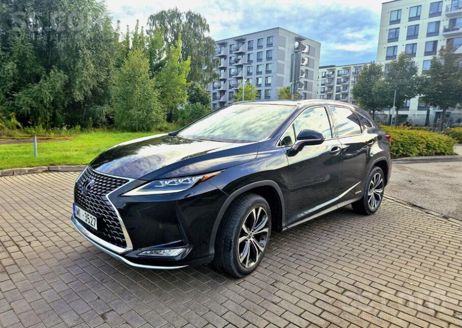Black Lexus RX 2021 in Riga, with an engine capacity of 3.50 L and mileage of 74 thousand km for 42900 €, photo 1 on AUTOMOTO.COM.LV