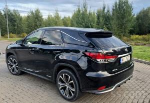 Black Lexus RX 2021 in Riga, with an engine capacity of 3.50 L and mileage of 74 thousand km for 42900 €, photo 6 on AUTOMOTO.COM.LV