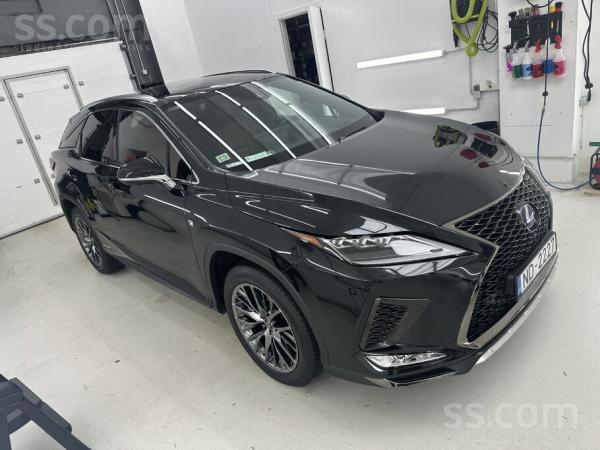 Melns Lexus RX 2022 Rīga, ar dzinēja tilpumu 3.50 L un nobraukumu 80 tūkst. km par 55000 €, foto 2 vietnē AUTOMOTO.COM.LV