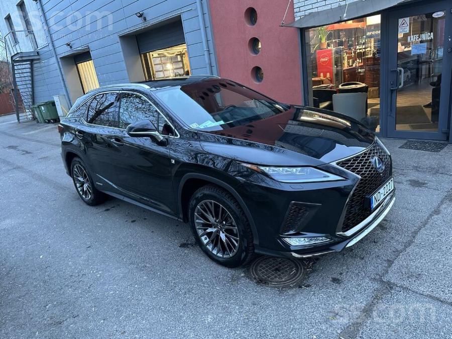Black Lexus RX 2022 in Riga, with an engine capacity of 3.50 L and mileage of 80 thousand km for 55000 €, photo 7 on AUTOMOTO.COM.LV