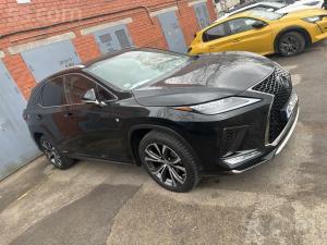 Black Lexus RX 2022 in Riga, with an engine capacity of 3.50 L and mileage of 80 thousand km for 55000 €, photo 14 on AUTOMOTO.COM.LV