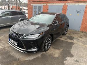 Black Lexus RX 2022 in Riga, with an engine capacity of 3.50 L and mileage of 80 thousand km for 55000 €, photo 16 on AUTOMOTO.COM.LV