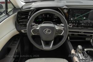 Black Lexus RX 2025 in Vilnius, with an engine capacity of 0.00 L and mileage of 13 thousand km for 76900 €, photo 3 on AUTOMOTO.COM.LV