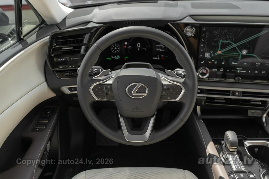 Black Lexus RX 2025 in Vilnius, with an engine capacity of 0.00 L and mileage of 13 thousand km for 76900 €, photo 3 on AUTOMOTO.COM.LV