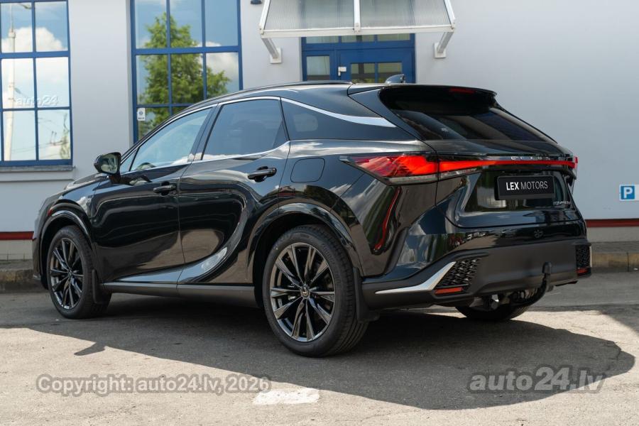Black Lexus RX 2025 in Vilnius, with an engine capacity of 0.00 L and mileage of 13 thousand km for 76900 €, photo 4 on AUTOMOTO.COM.LV
