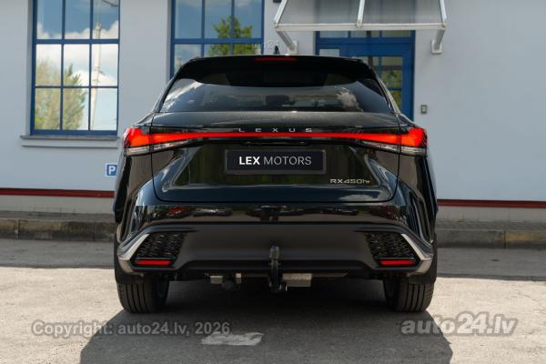 Black Lexus RX 2025 in Vilnius, with an engine capacity of 0.00 L and mileage of 13 thousand km for 76900 €, photo 4 on AUTOMOTO.COM.LV