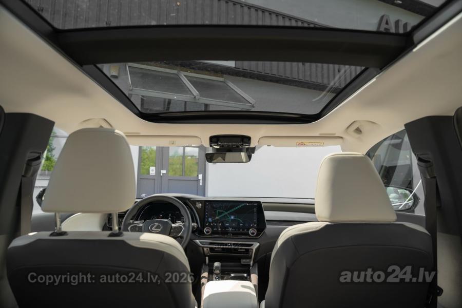 Black Lexus RX 2025 in Vilnius, with an engine capacity of 0.00 L and mileage of 13 thousand km for 76900 €, photo 22 on AUTOMOTO.COM.LV