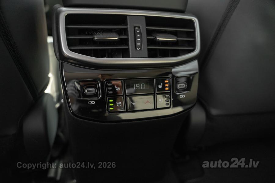 Black Lexus RX 2025 in Vilnius, with an engine capacity of 0.00 L and mileage of 13 thousand km for 76900 €, photo 24 on AUTOMOTO.COM.LV